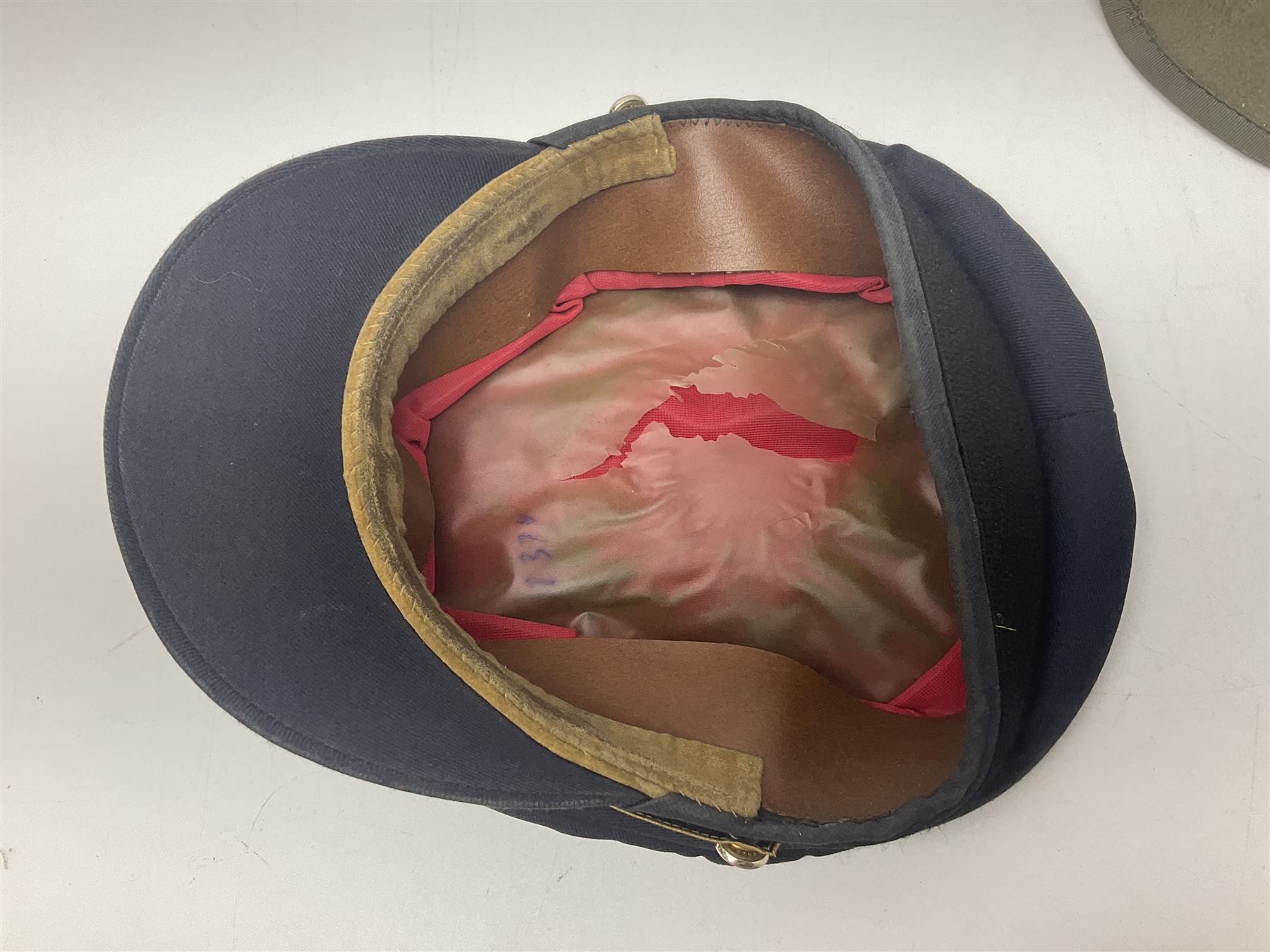 Five various military caps - Chinese | Militaria | 81898