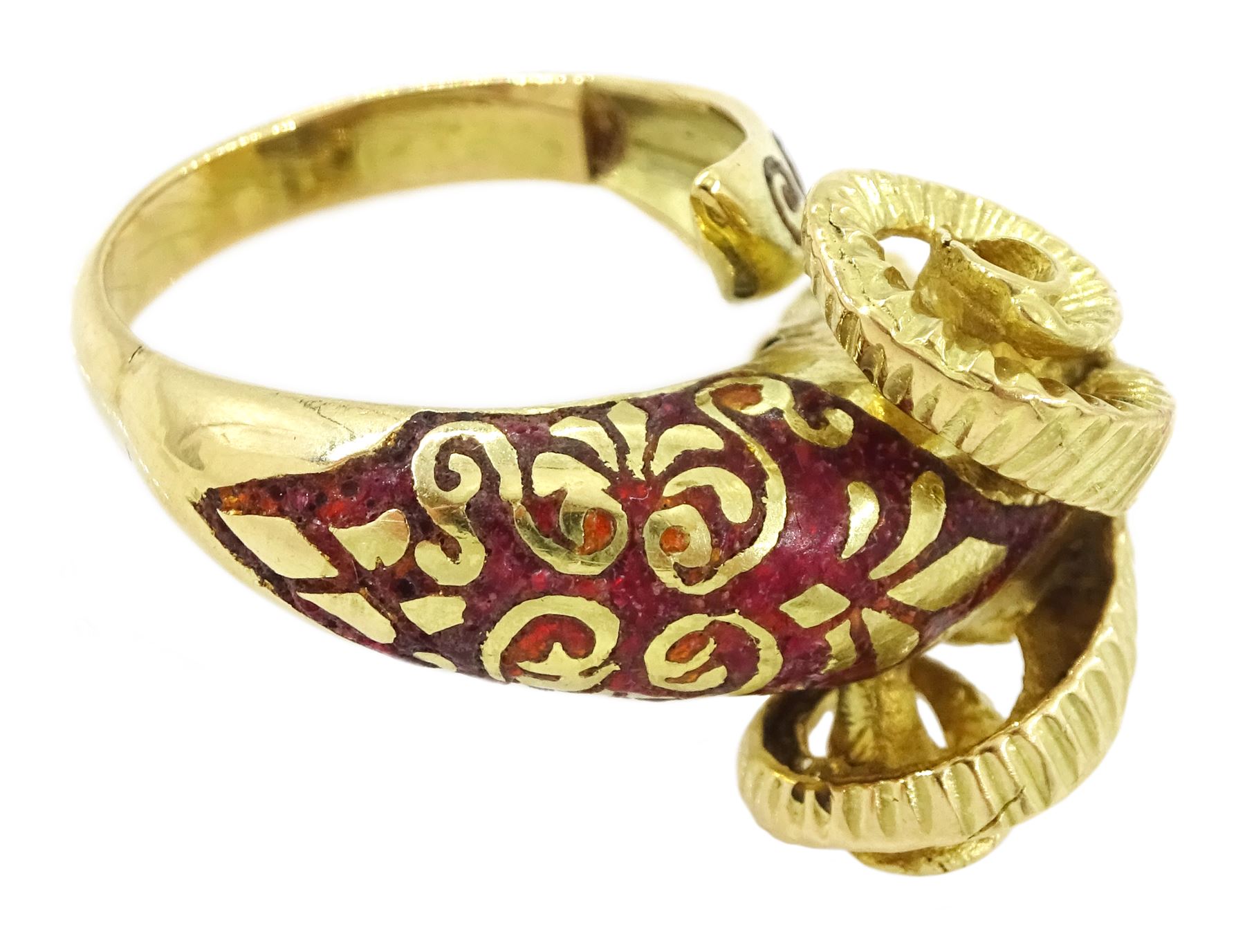 Gold rams head ring | Jewellery | 151990