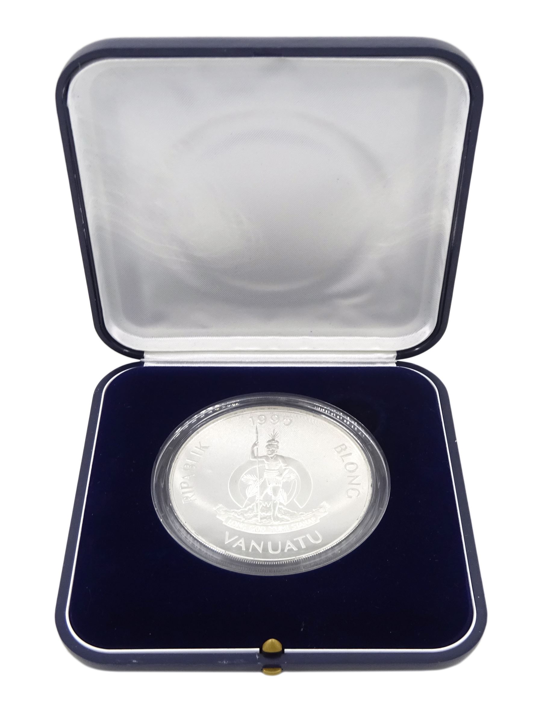 The Royal Mint Vanuatu 1995 'Lady of the Century' silver proof 100 Vatu ...
