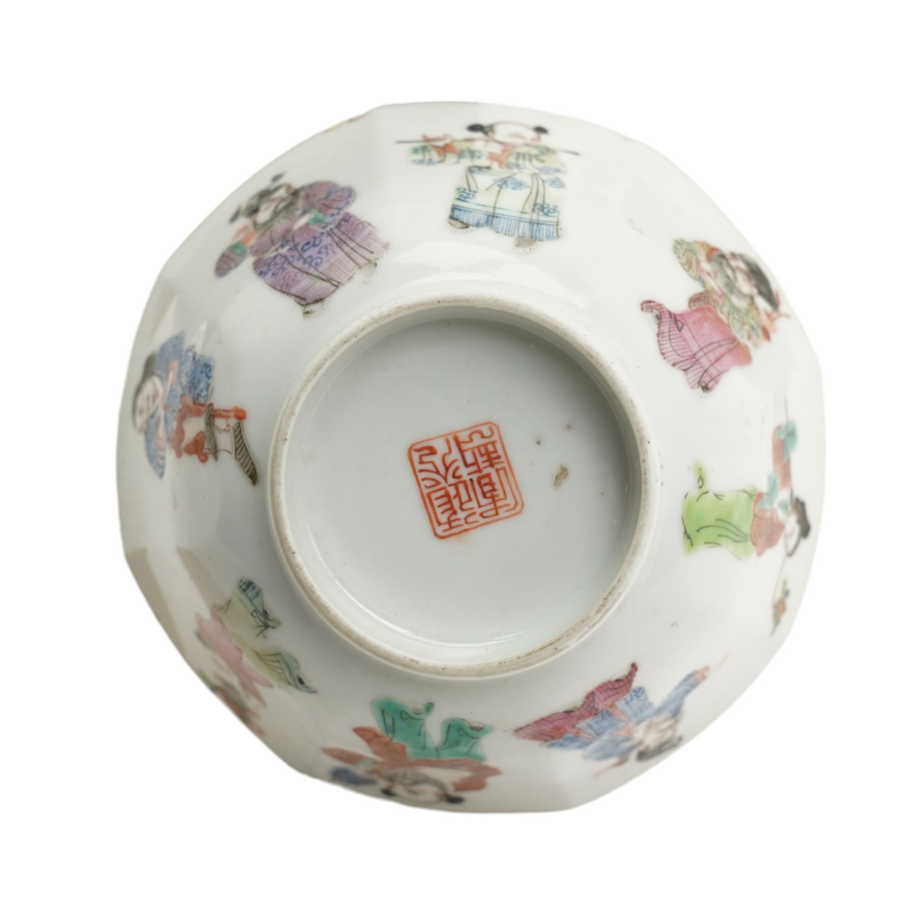 Chinese Qing Dynasty octagonal bowl | Ceramics | 143218