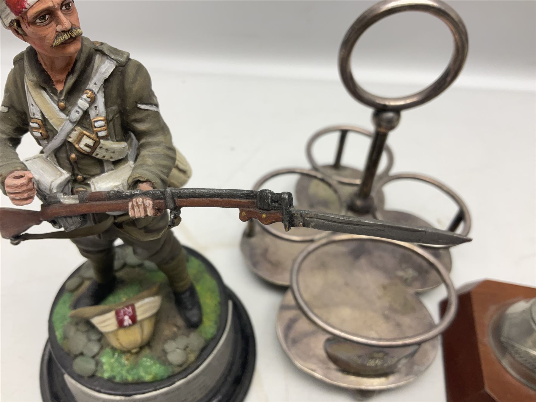 Walker & Hall silver plated RAF mess cruet frame H16 | Militaria | 64794