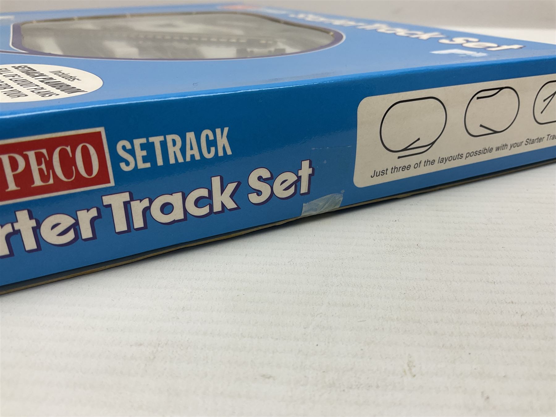Peco 'N' gauge - two ST-300 Starter Track Sets with Setrack Planbooks ...