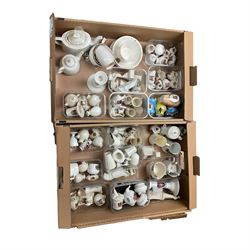 Large collection of crested ware | Ceramics | 111515