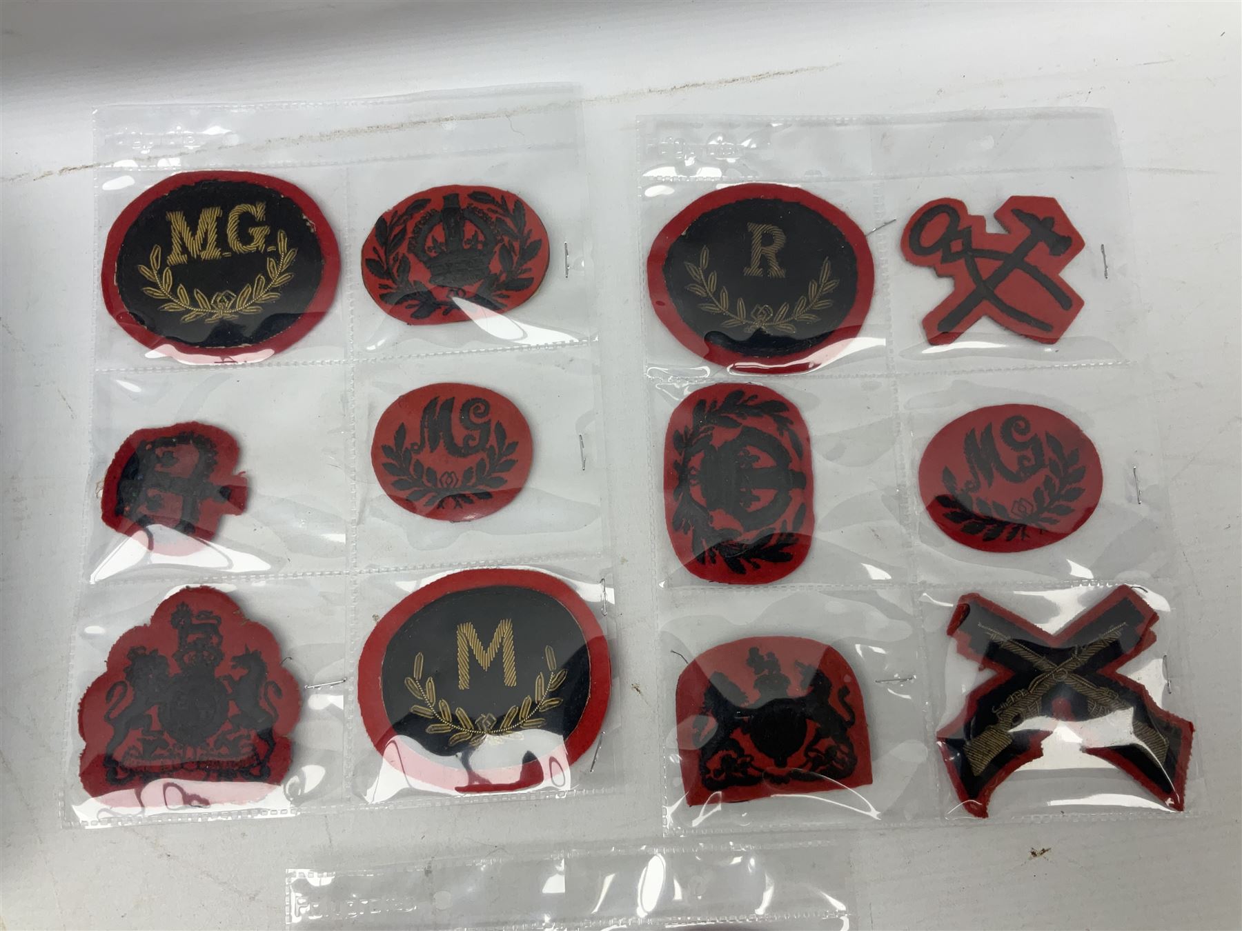 Large quantity of military embroidered cloth badges inc Militaria 65393
