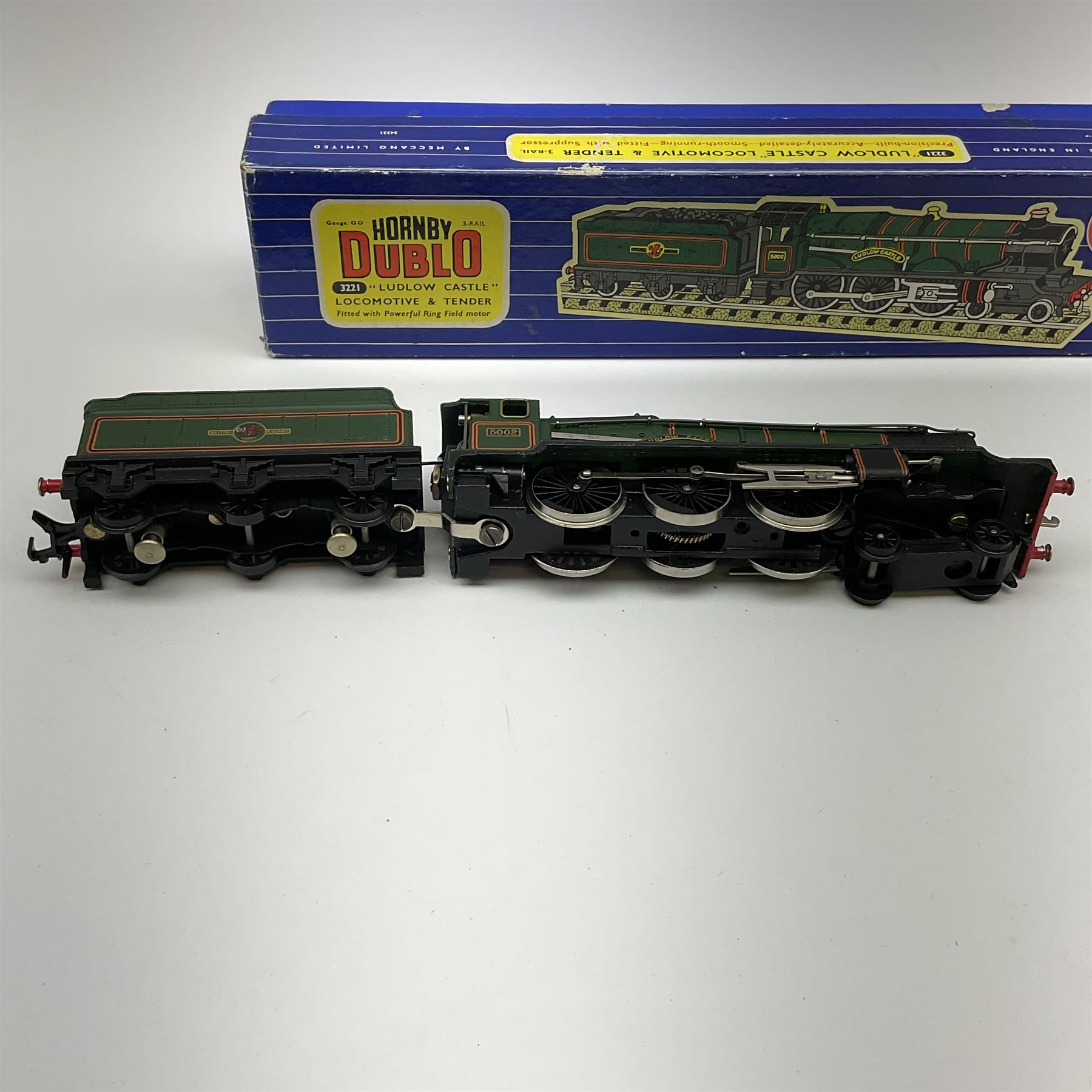 Hornby Dublo - three-rail Castle Class 4-6-0 locomotive 'Ludlow Castle ...