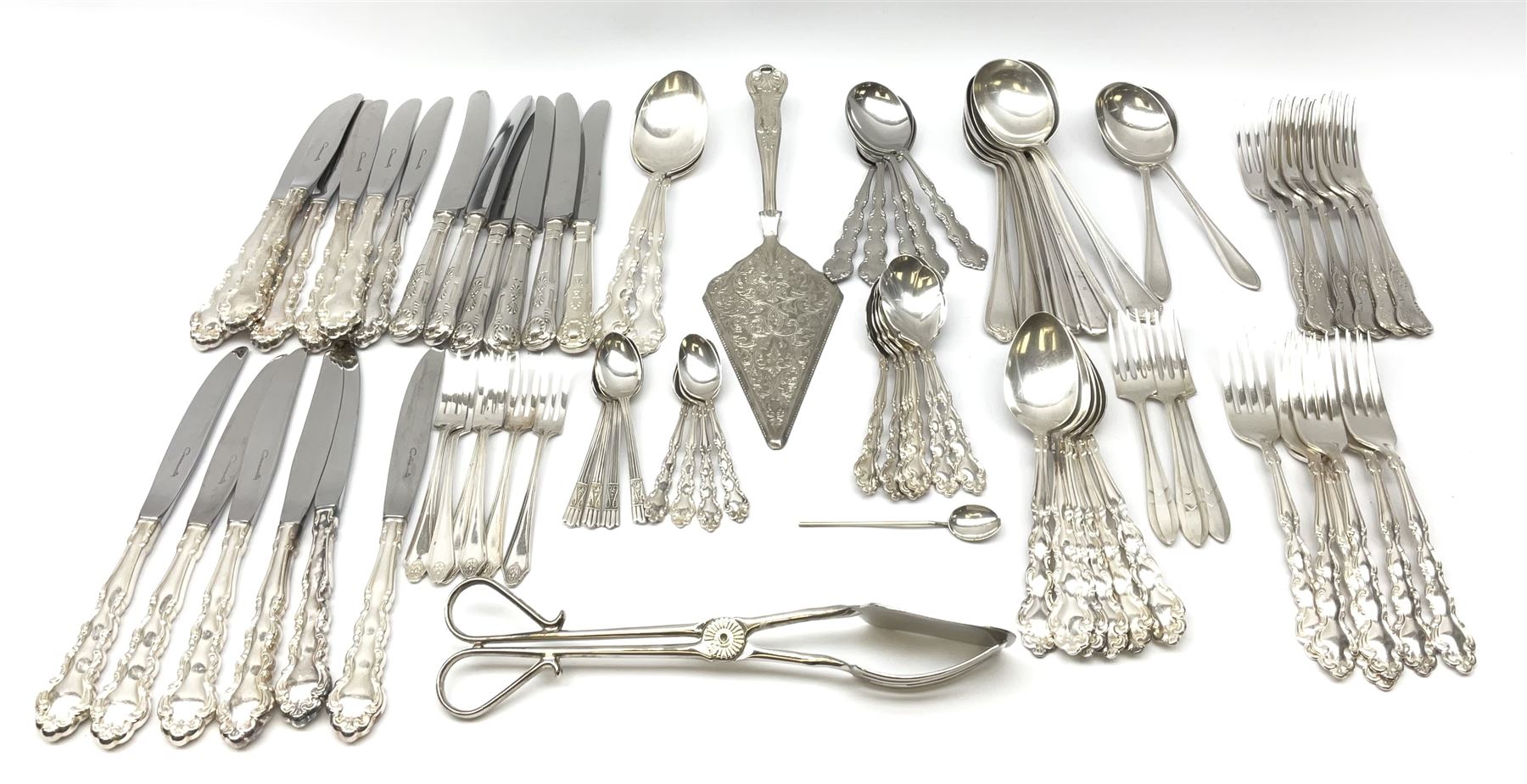 A group of flatware | Antiques, Collectables, Ceramics & Small Lots | 17482