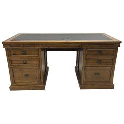 Barker & Stonehouse - pine computer desk - 18/05/2024