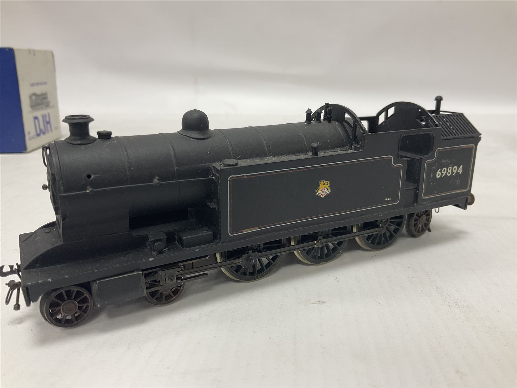 DJH Models ‘00’ gauge - two kit built steam locomotives comprising LNER ...