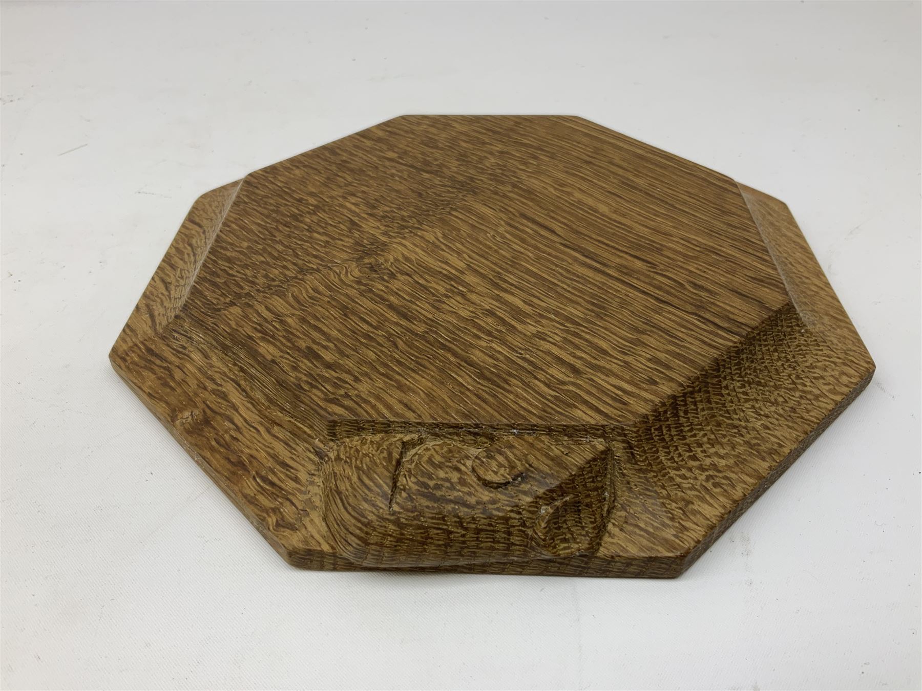 Mouseman - Yorkshire oak small octagonal chopping board | Antiques ...