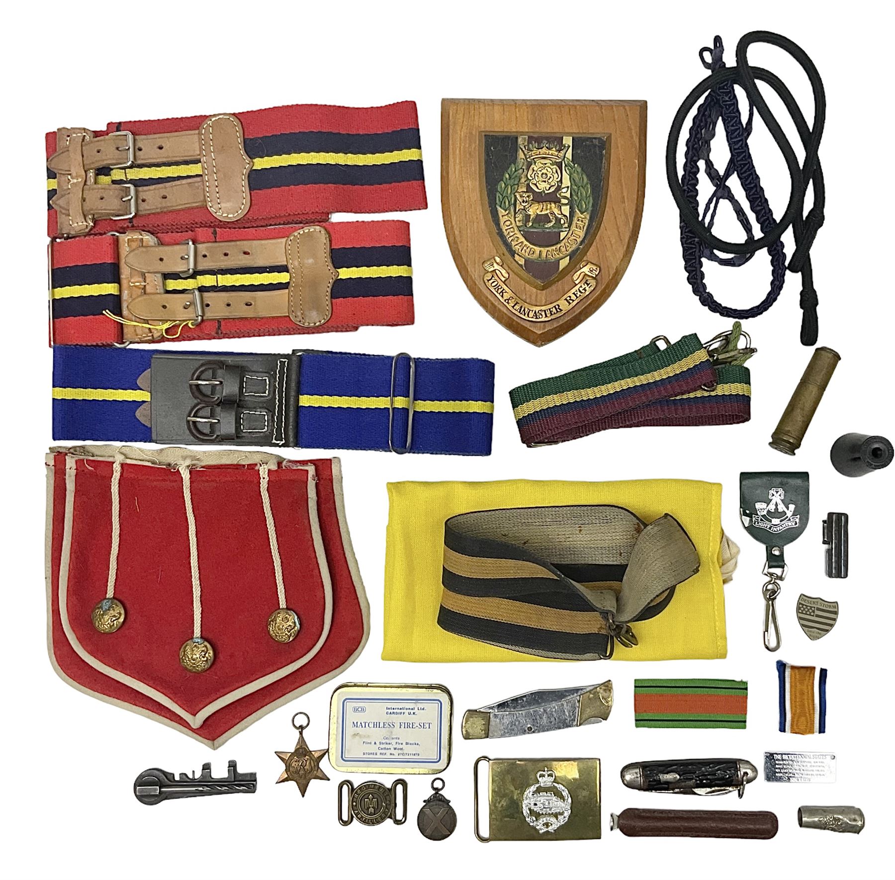 Miscellaneous militaria including two Royal Artillery a | Militaria | 65165