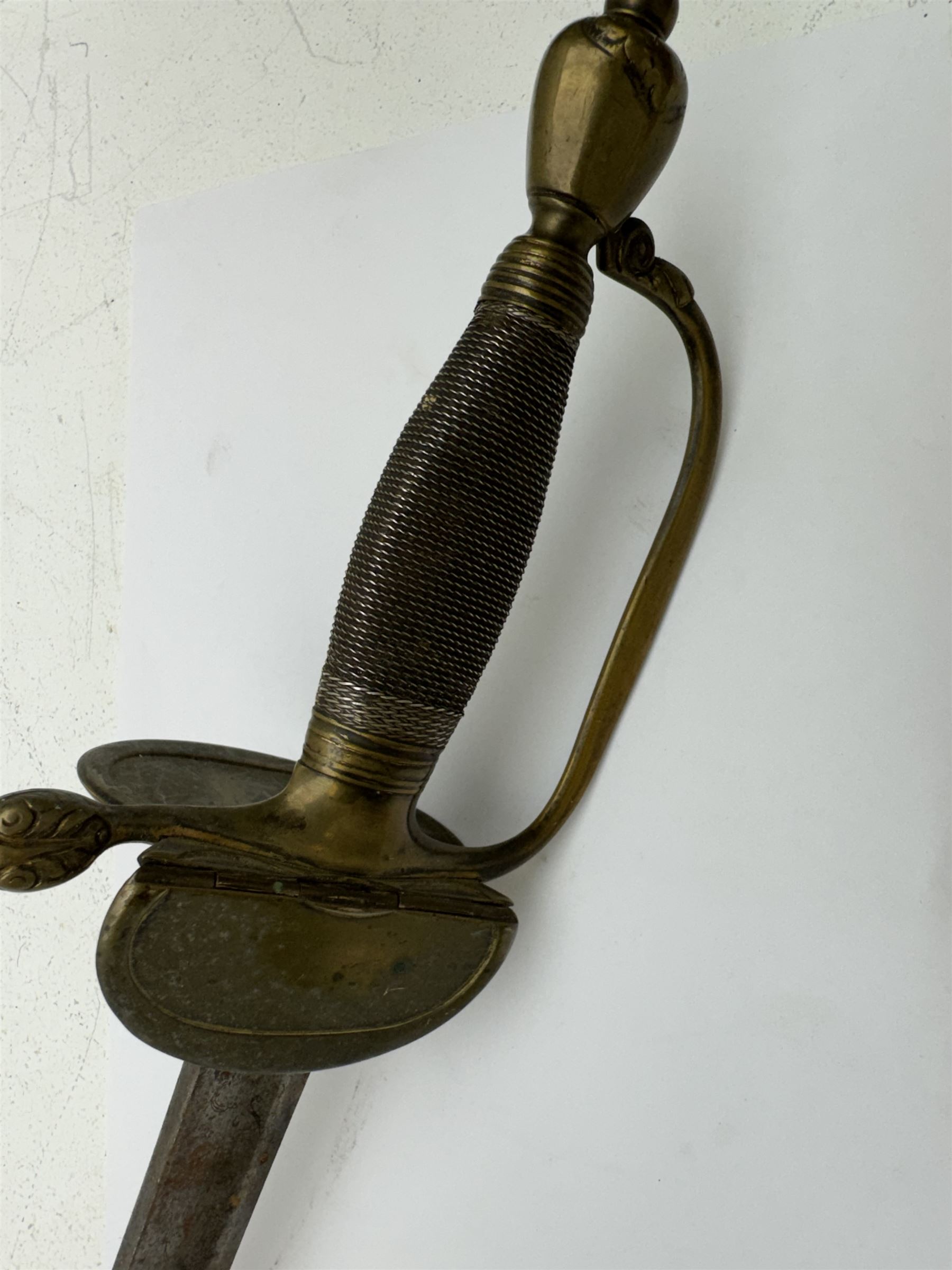 British Army Infantry Officers 1796 pattern sword, having silver wire ...