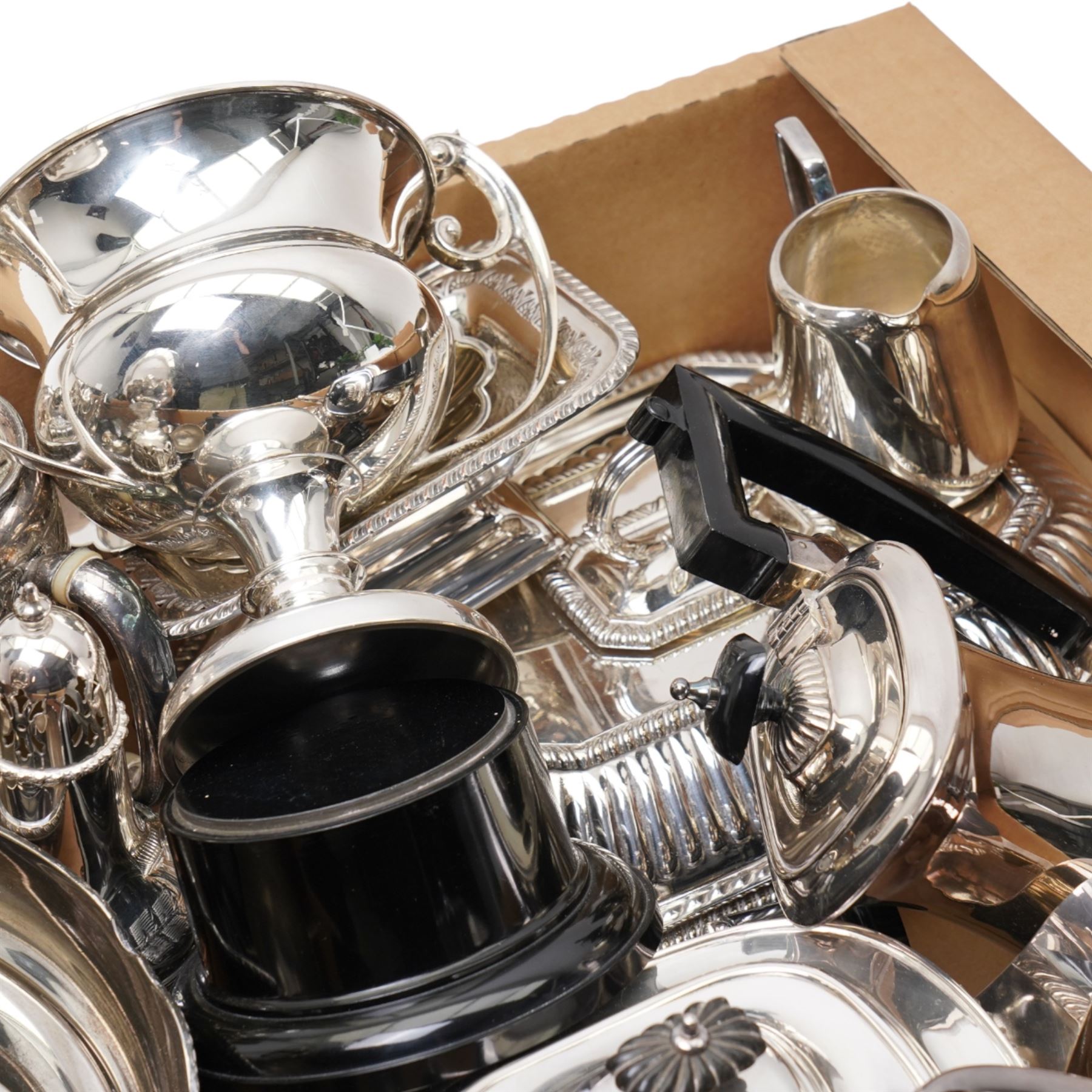 Number of plated trophies | Silver | 153964