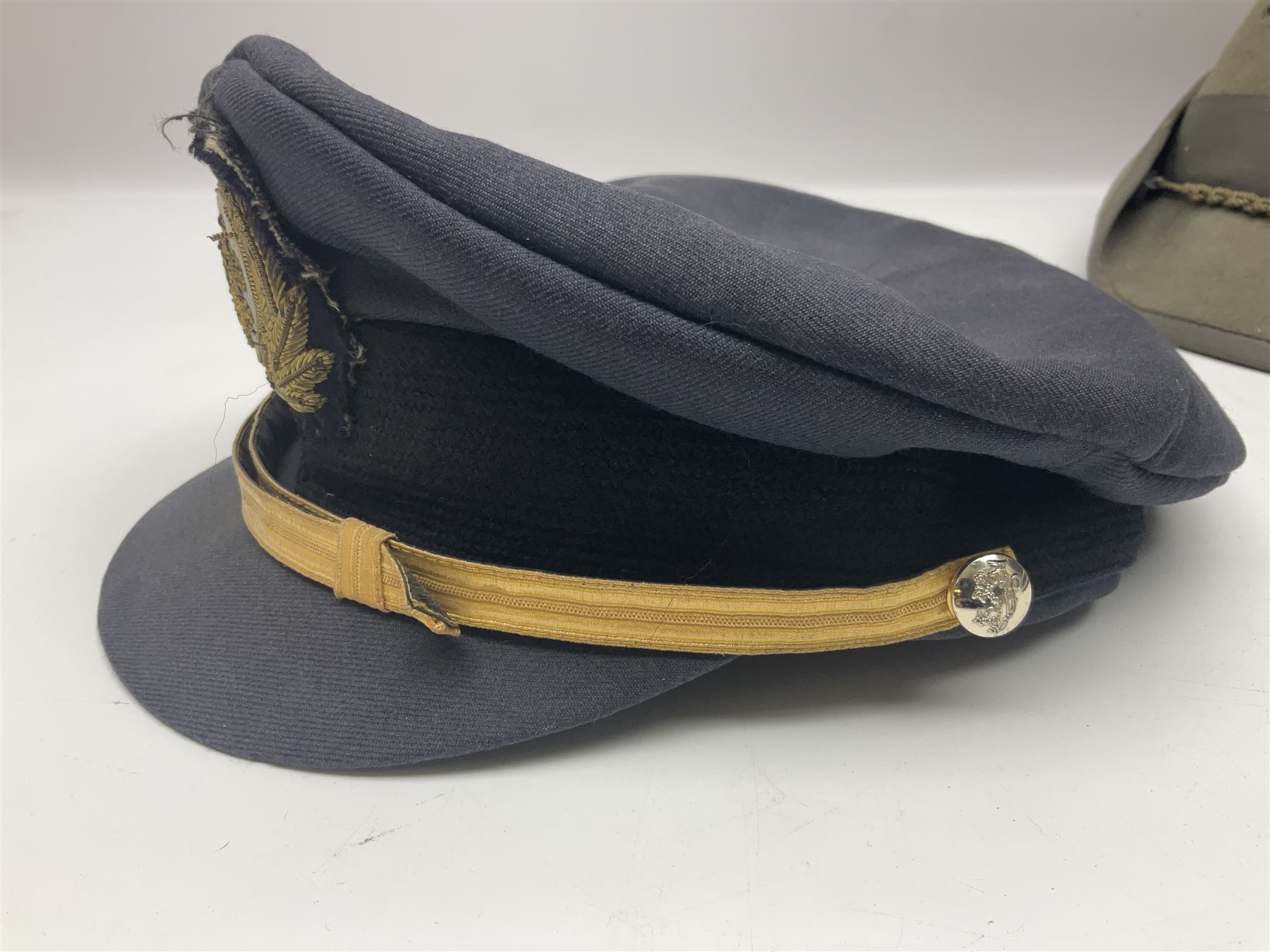Five various military caps - Chinese | Militaria | 81898