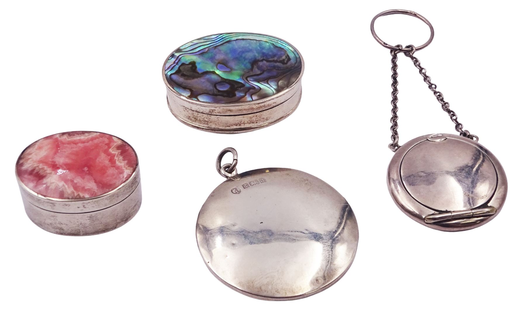 Modern silver pill box, of oval form with inset pink agate panel to ...