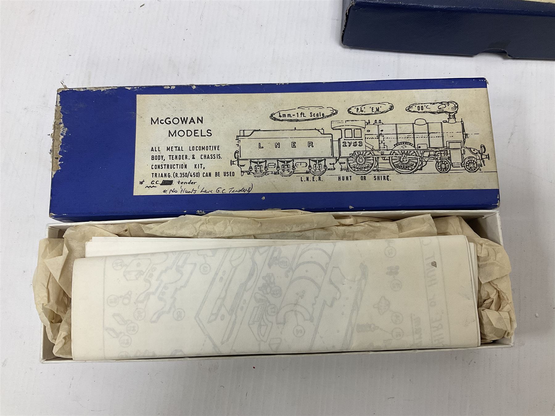 McGowan Models ‘00’ gauge - two metal construction kits comprising D49 ...