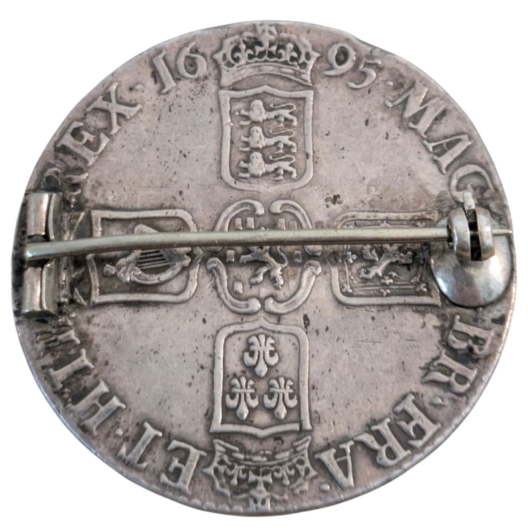 William III 1695 silver crown coin mounted as a brooch - 28/02/2025