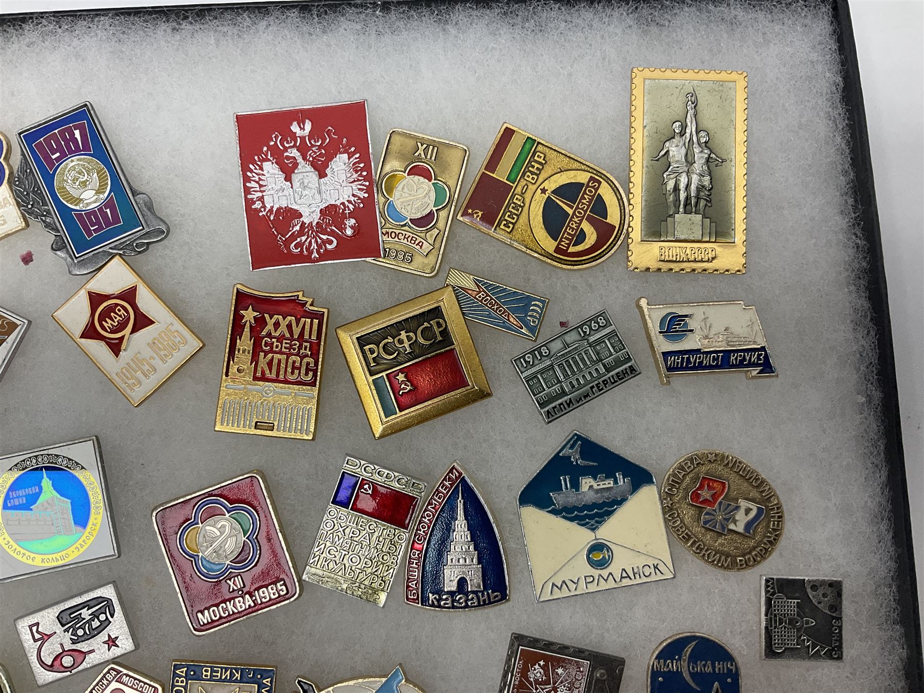 Over one hundred Soviet space programme badges; in two | Militaria | 81800