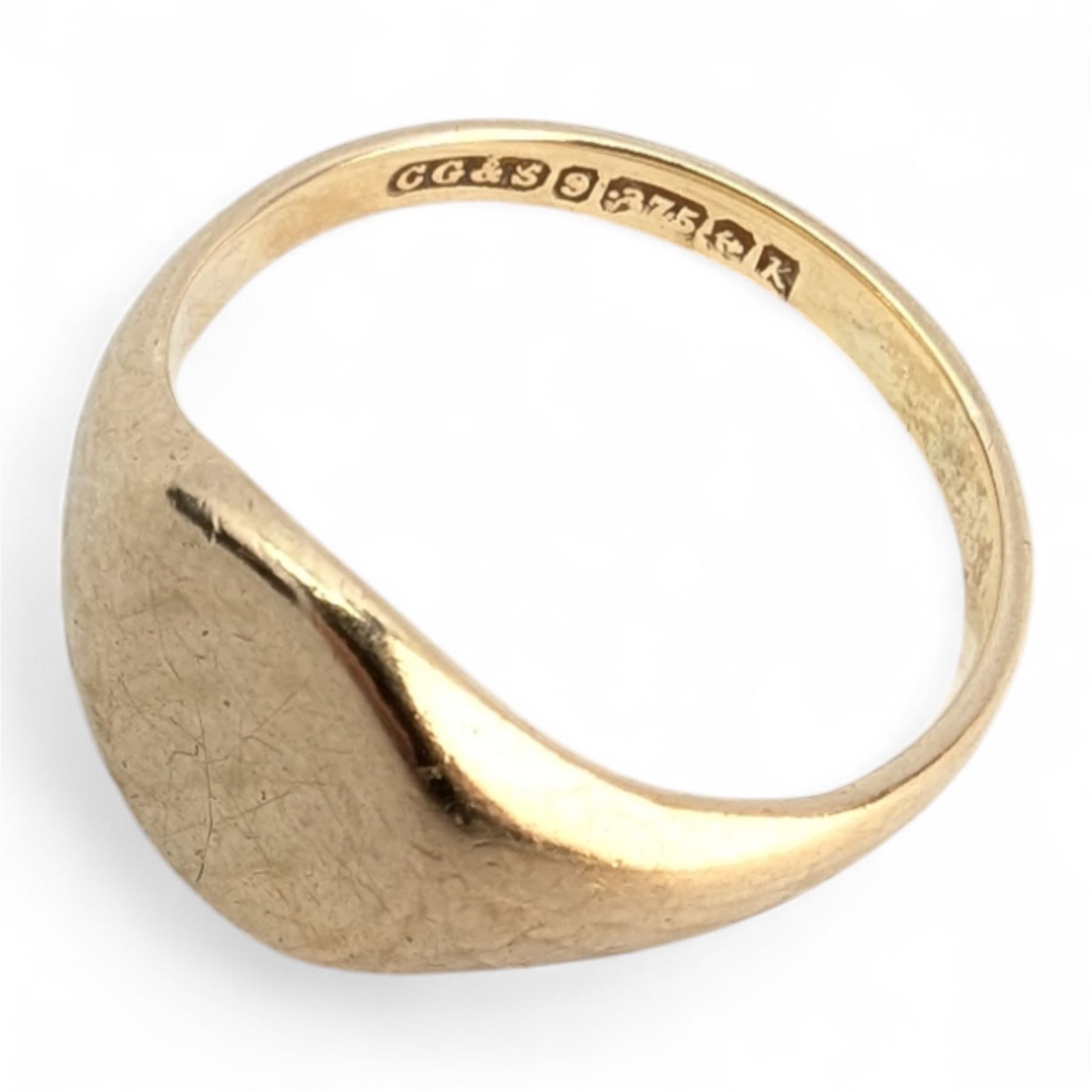 Two 9ct gold signet rings - Affordable Antiques & Collectors