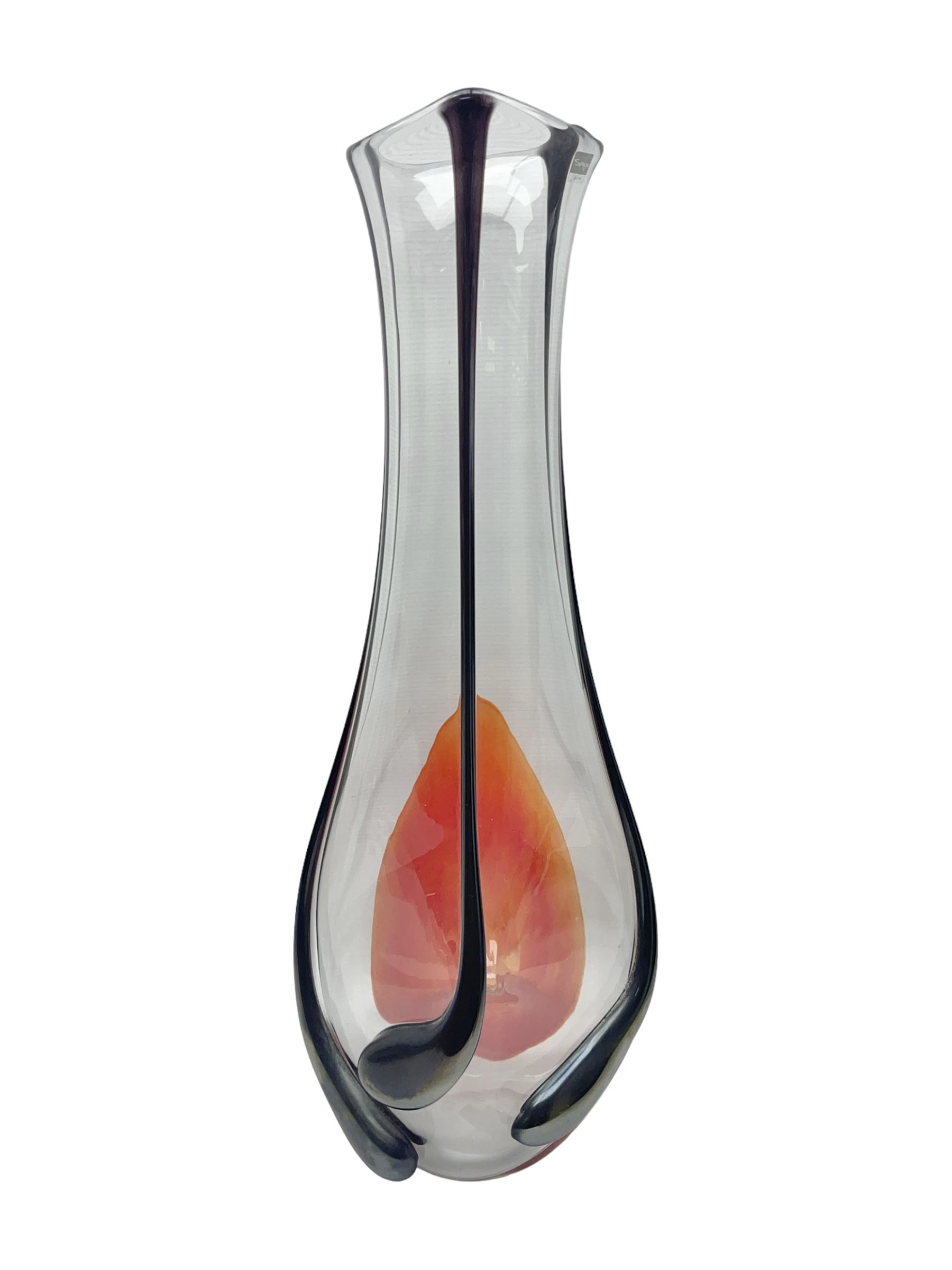 Svaja Scarlet Orchid vase | Glass | 98003