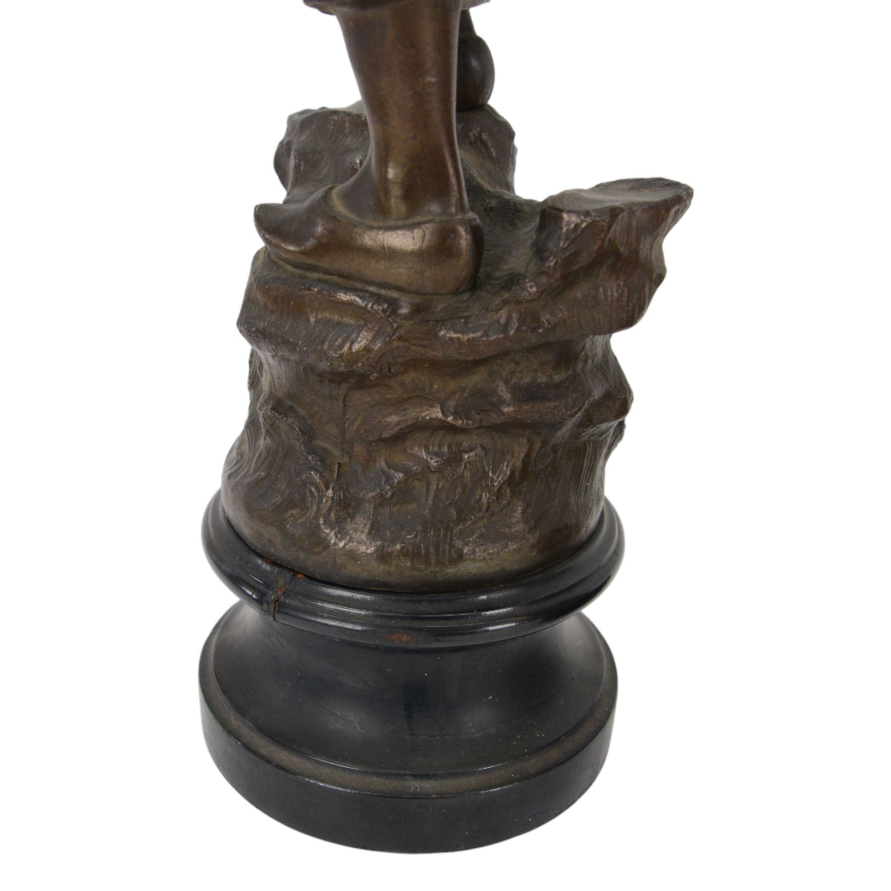 Pair of spelter figures | Wood, Metal & Other Decorative Objects | 158051