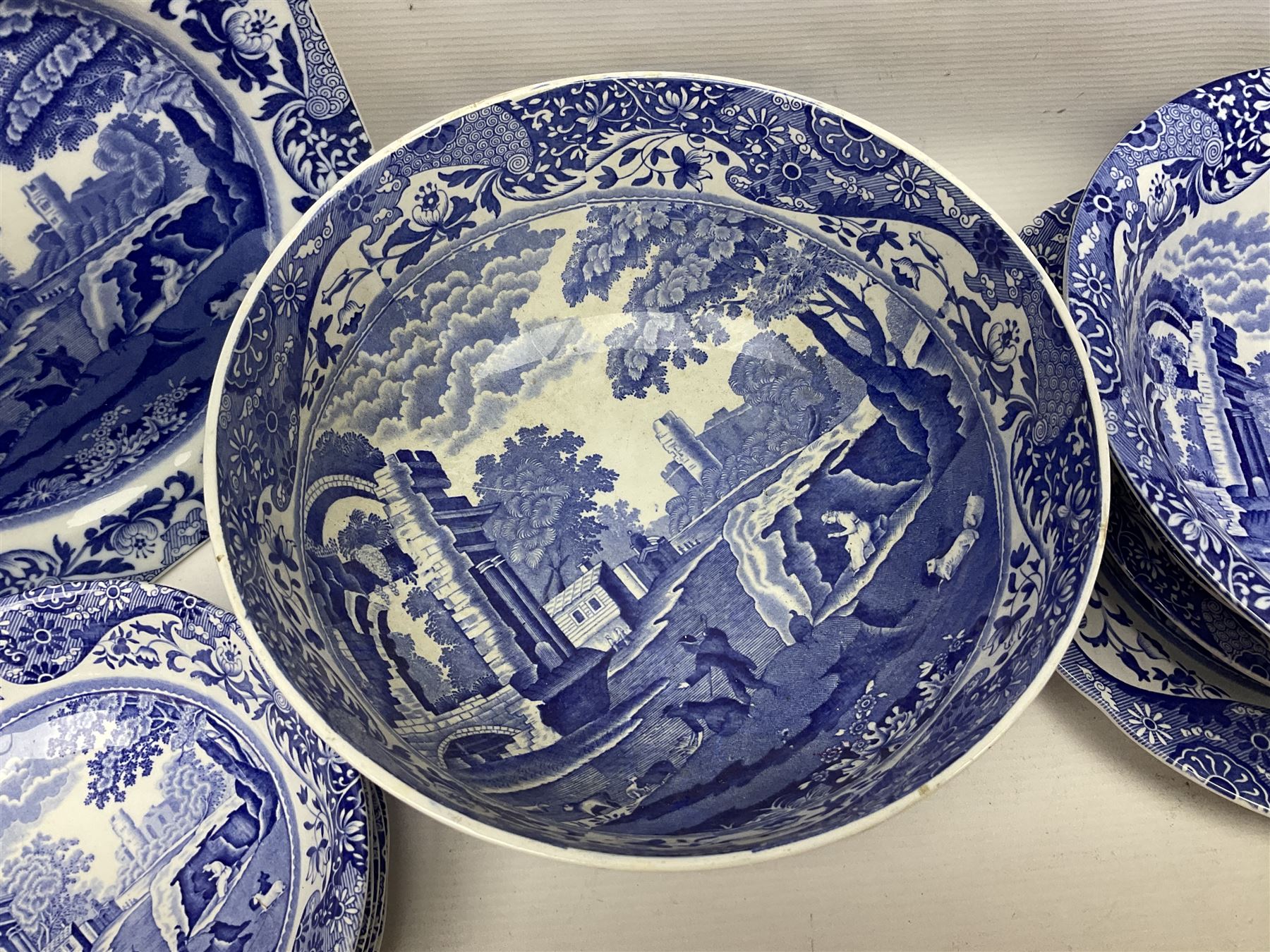 Spode Italian pattern blue and white ceramics, including serving bowl ...