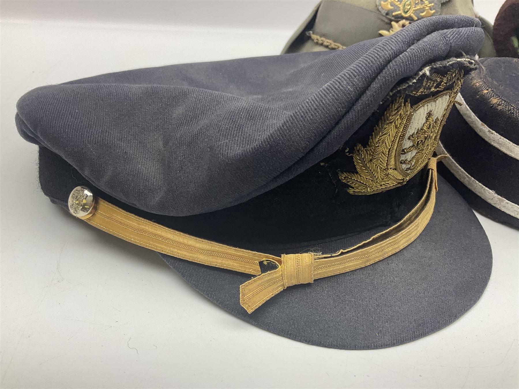 Five various military caps - Chinese | Militaria | 81898