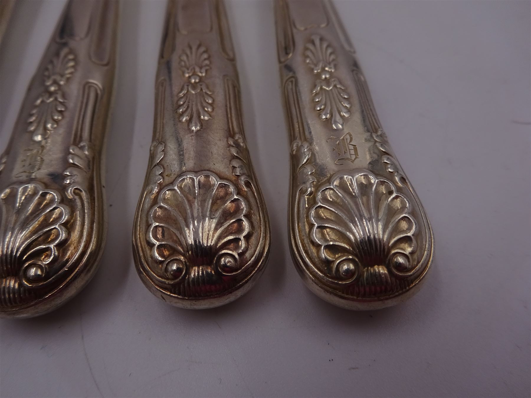 Set of 1920s silver Kings pattern dessert knives a - The Silver Sale