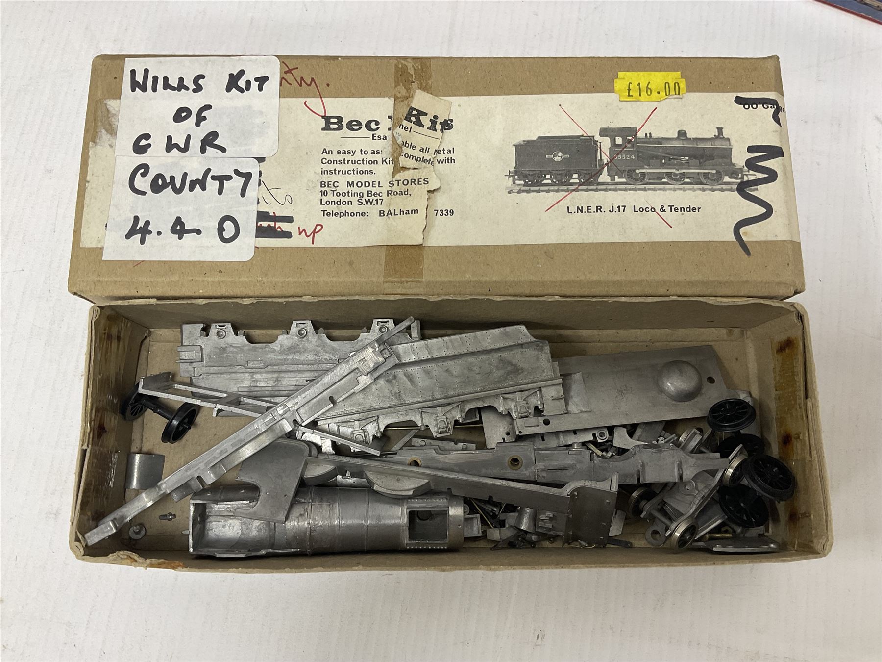 Wills and South Eastern Finecast ‘00’ gauge - five model railway kits ...