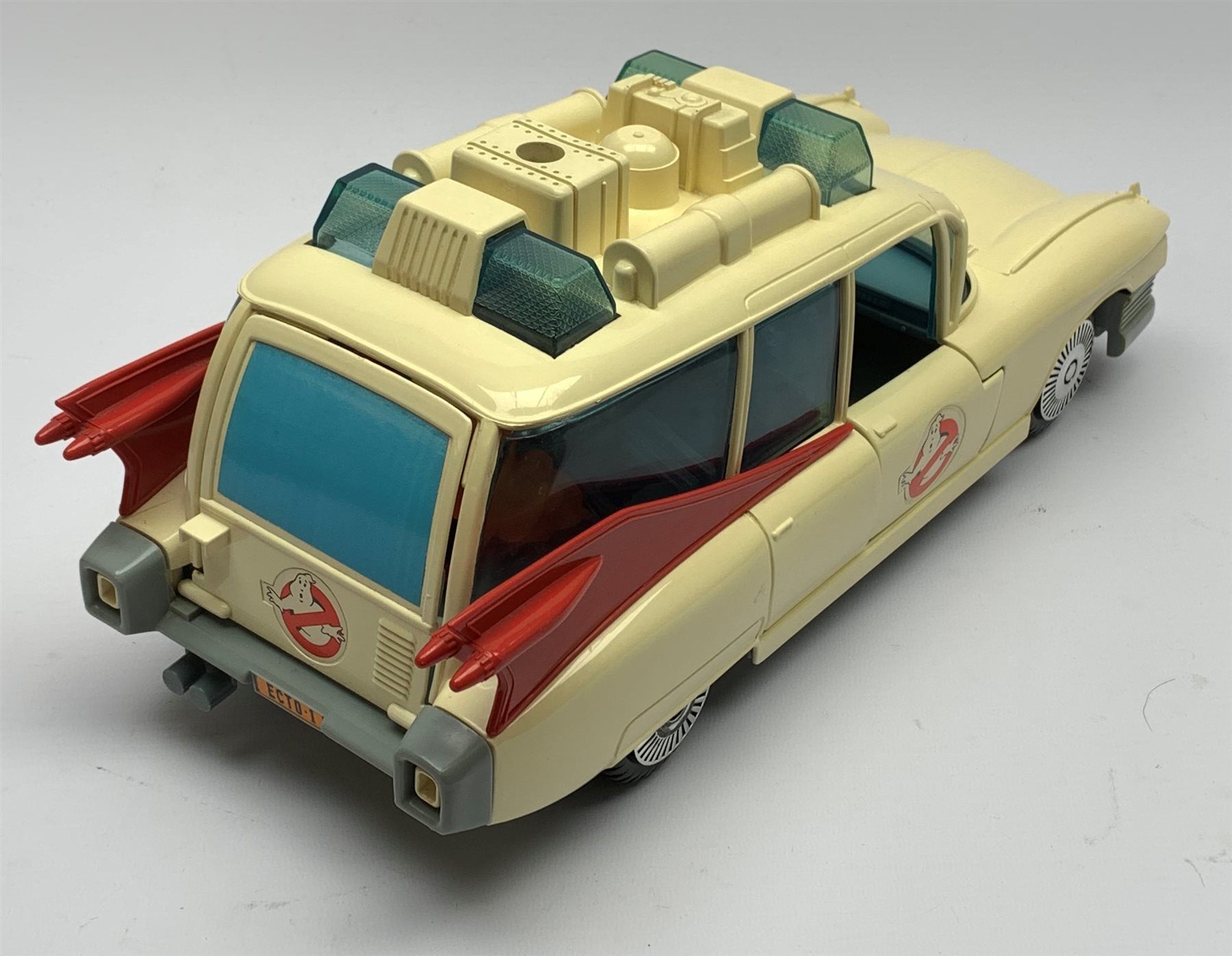 Kenner Ghostbusters ECTO-1 vehicle | Toys & Models | 3708