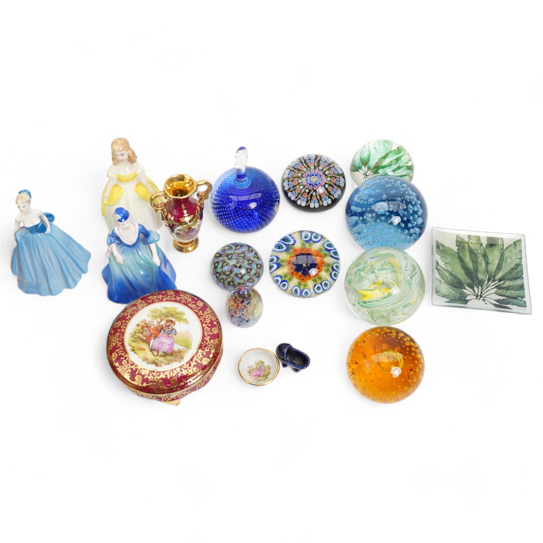 Group of nine glass paperweights | Wood, Metal & Other Decorative ...