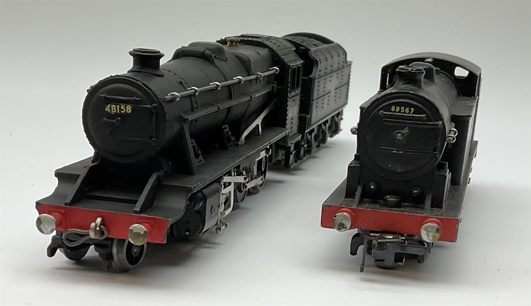 Hornby Dublo - three-rail LMR Class 8F 2-8-0 Freight locomotive No ...