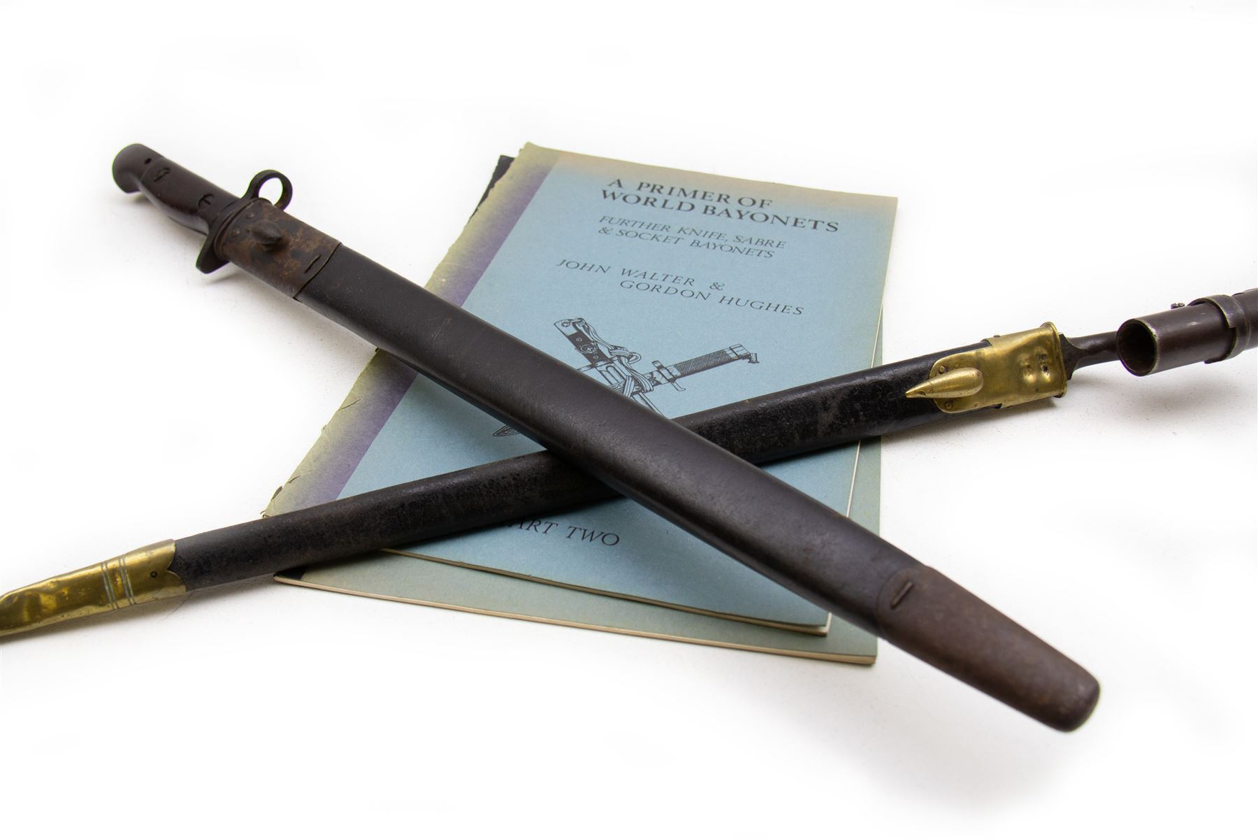 WWI British Pattern 1907 bayonet with 42cm fullered steel blade and two ...