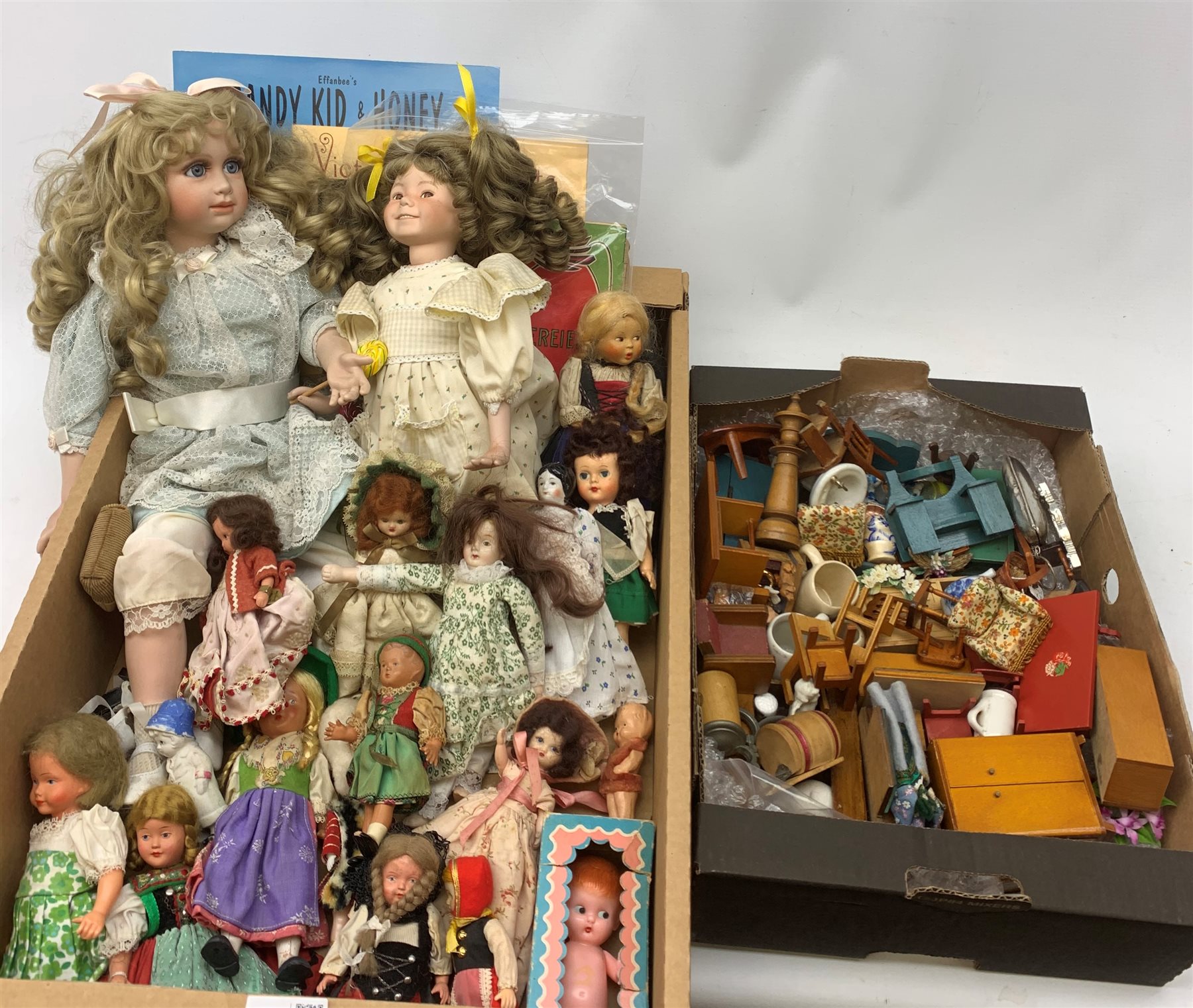 A Hamilton Collection doll | Toys & Models | 3298
