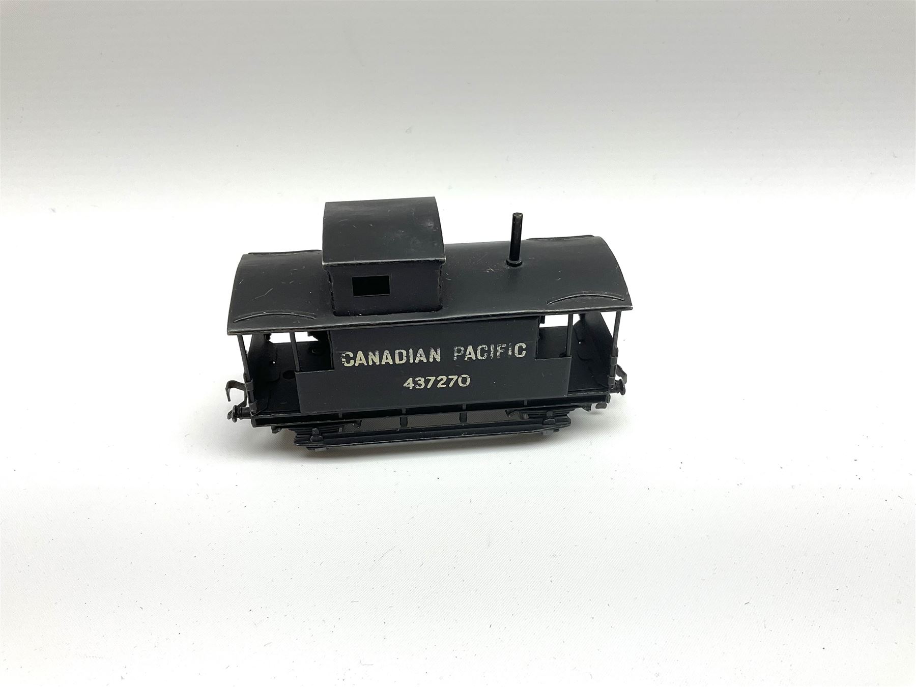 Hornby Dublo - three-rail D1 32049 Canadian Pacific Railway Caboose No ...
