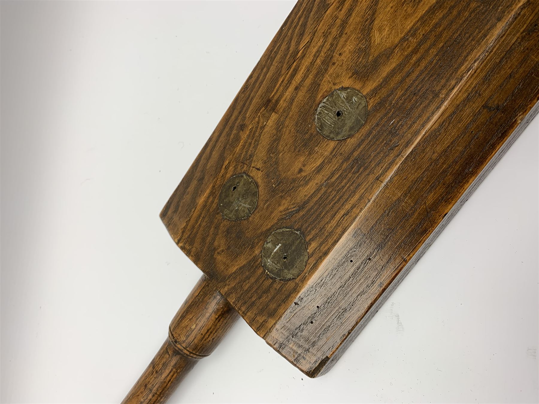 19th century Welsh elm weighted wash bat, with turned handle, L68cm ...