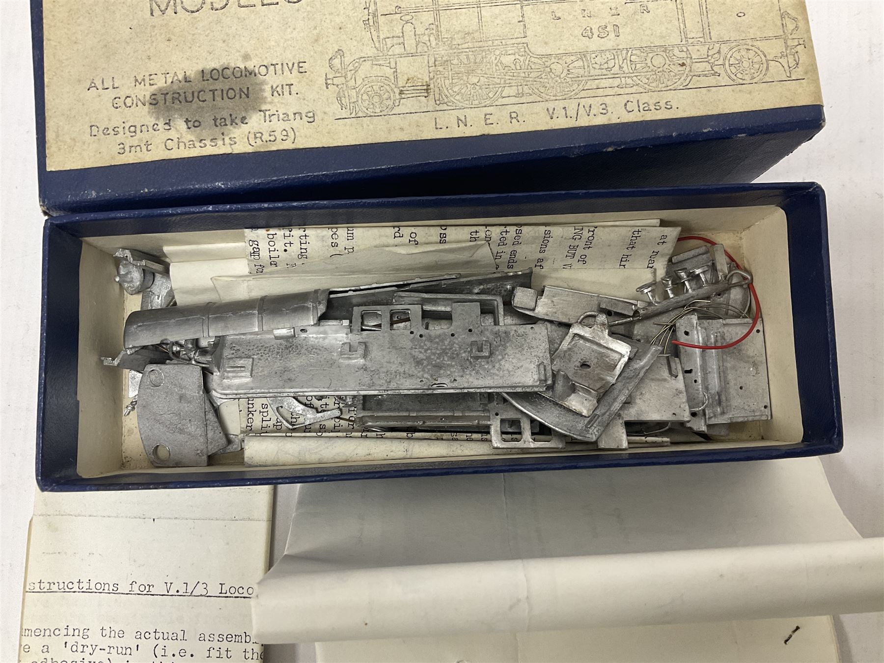 McGowan Models ‘00’ gauge - two metal construction kits comprising D49 ...