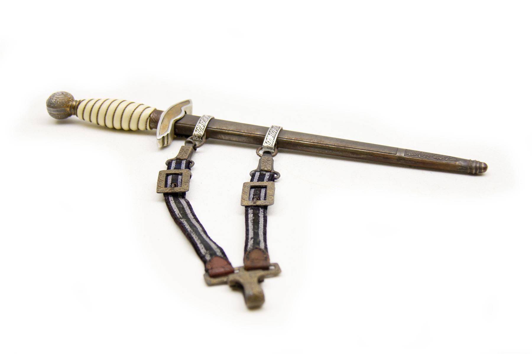 WWII German Luftwaffe officers navel dress dagger with white celluloid ...