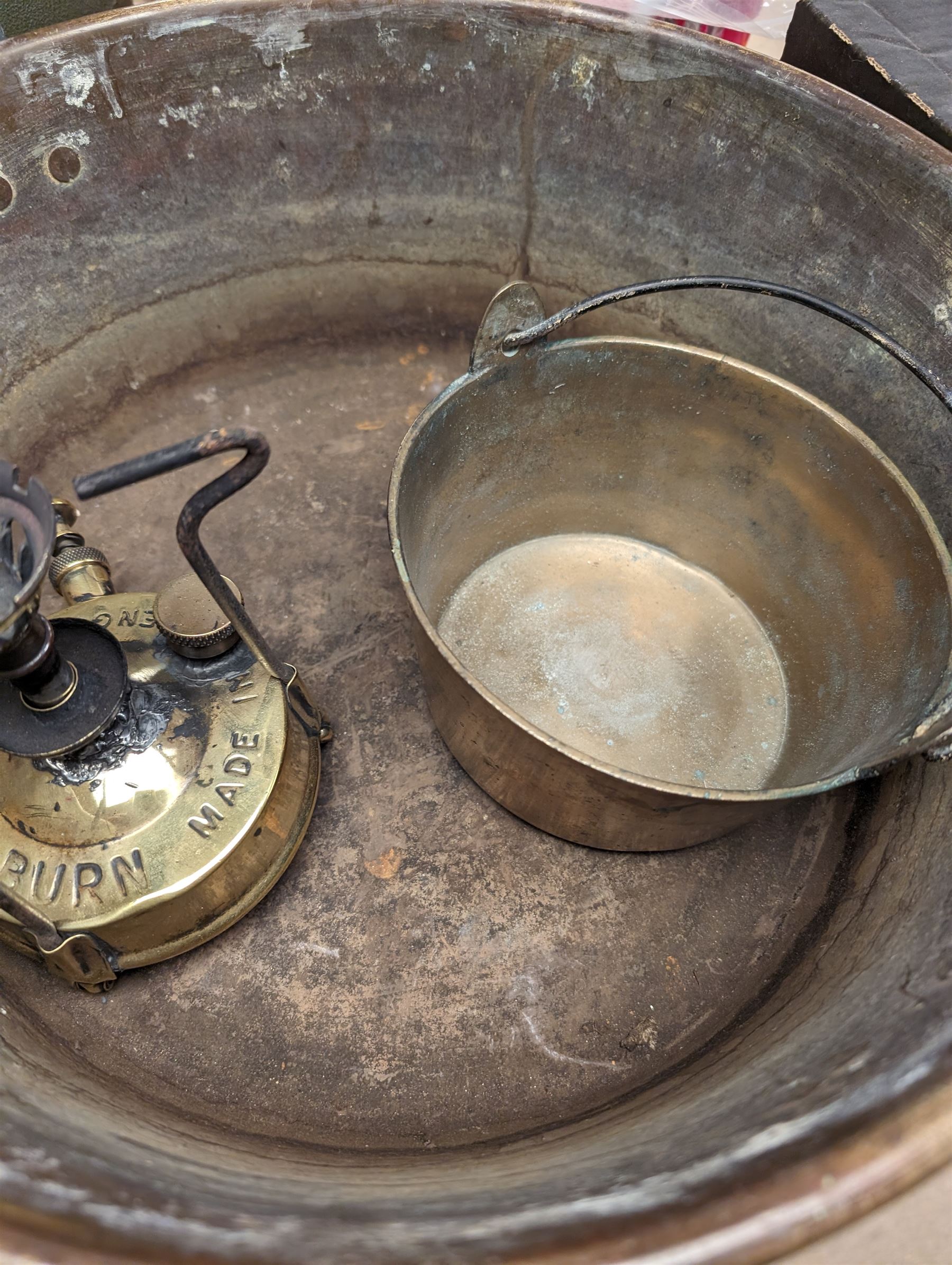 Large brass jam pan | Wood, Metal & Other Decorative Objects | 99658