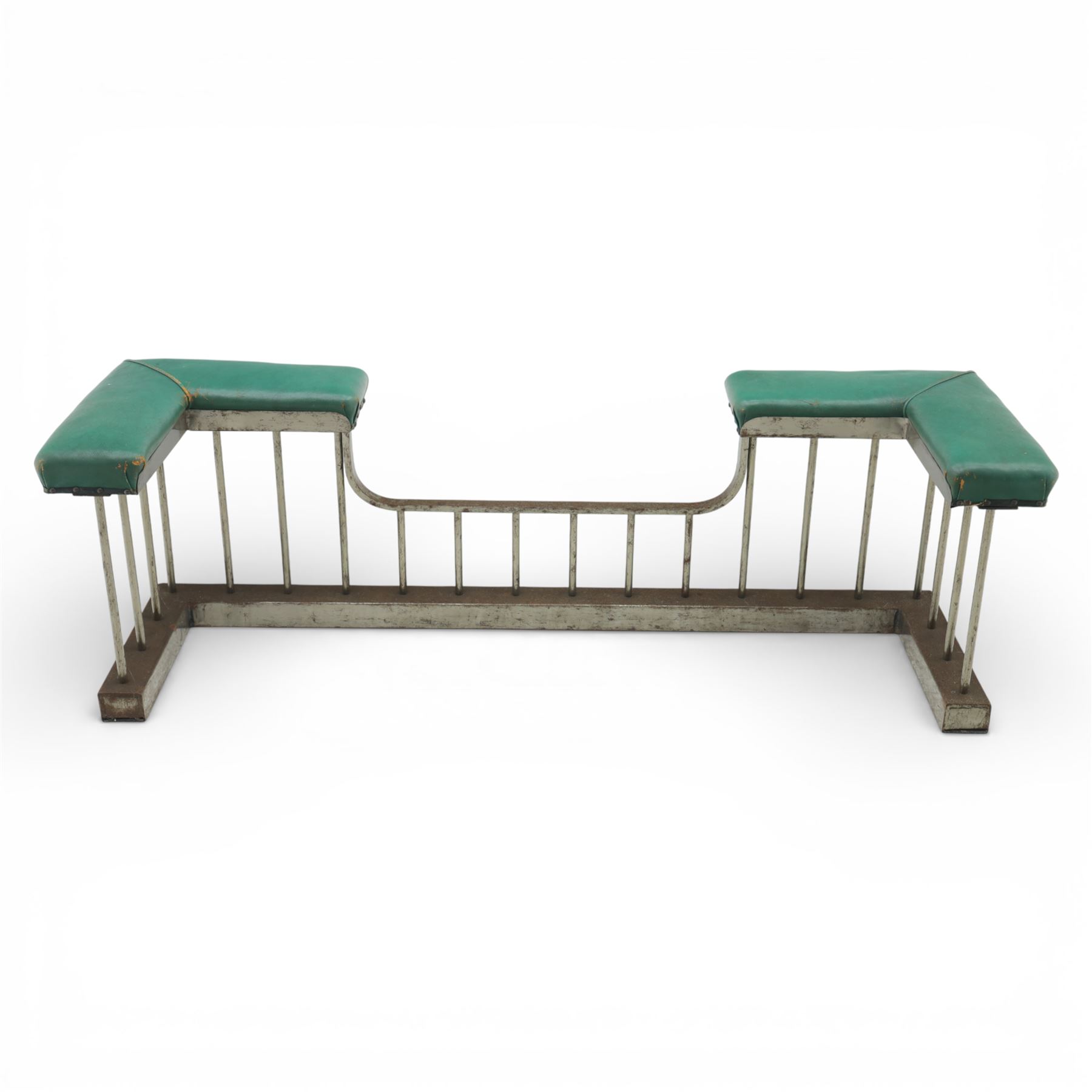 20th century steel club fire fender | Antique & Revival Furniture | 162168