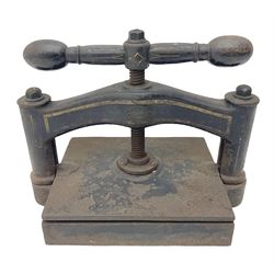 Cast iron hand cranked book press | Antiques, Collectables, Ceramics ...