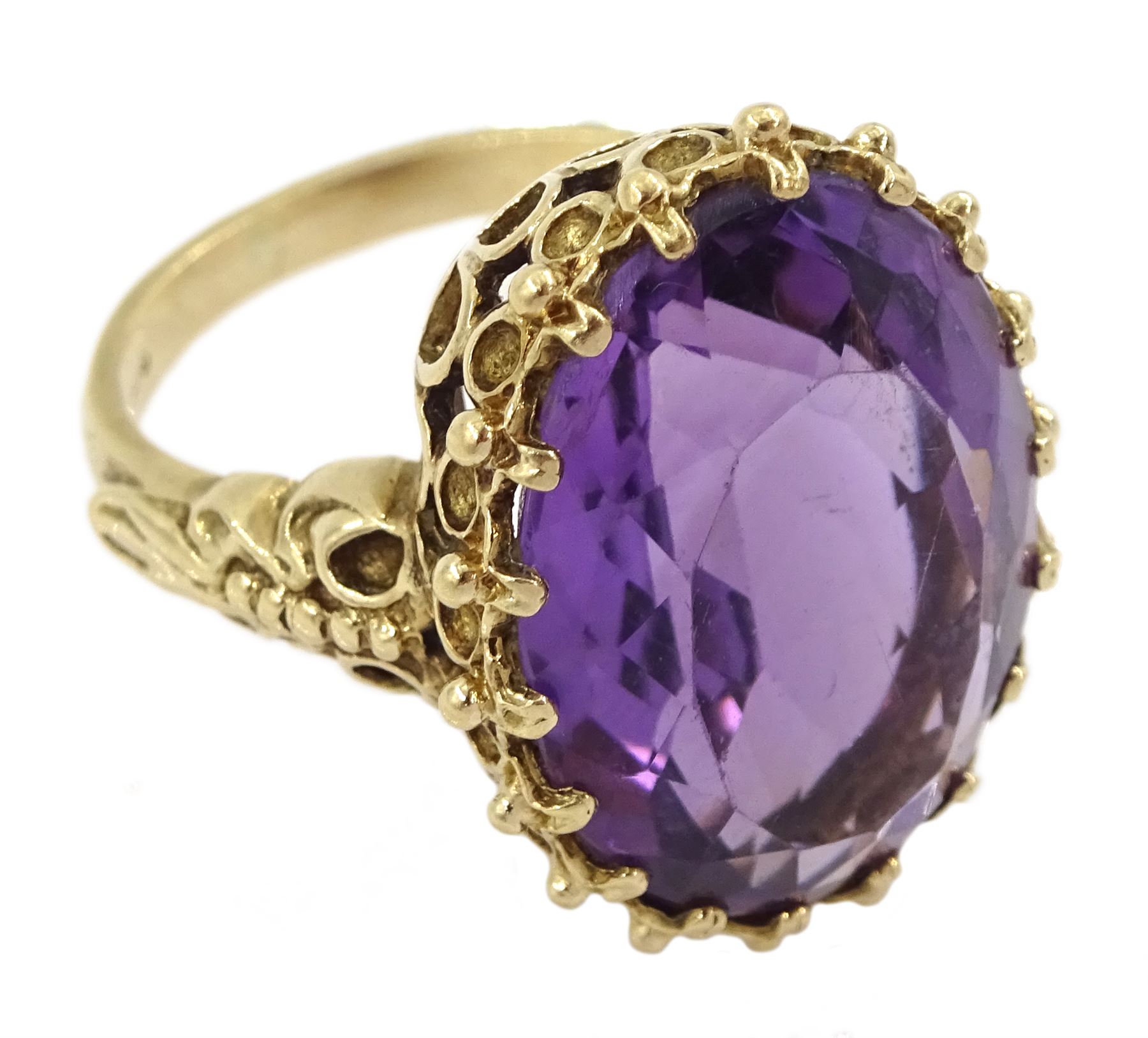 9ct gold single stone oval amethyst ring | Jewellery | 98254
