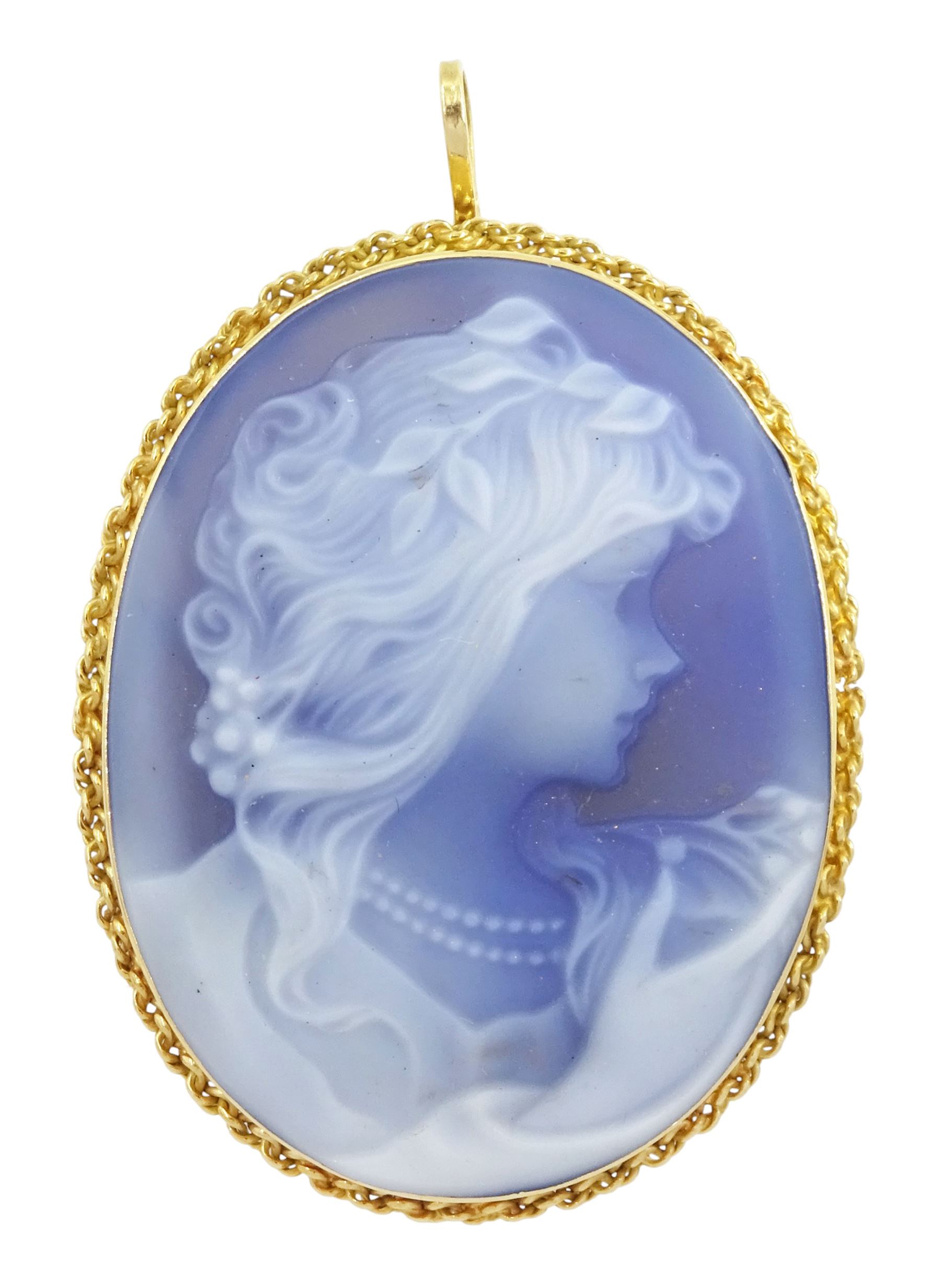 18ct gold blue agate cameo pendant / brooch | Jewellery | 155723