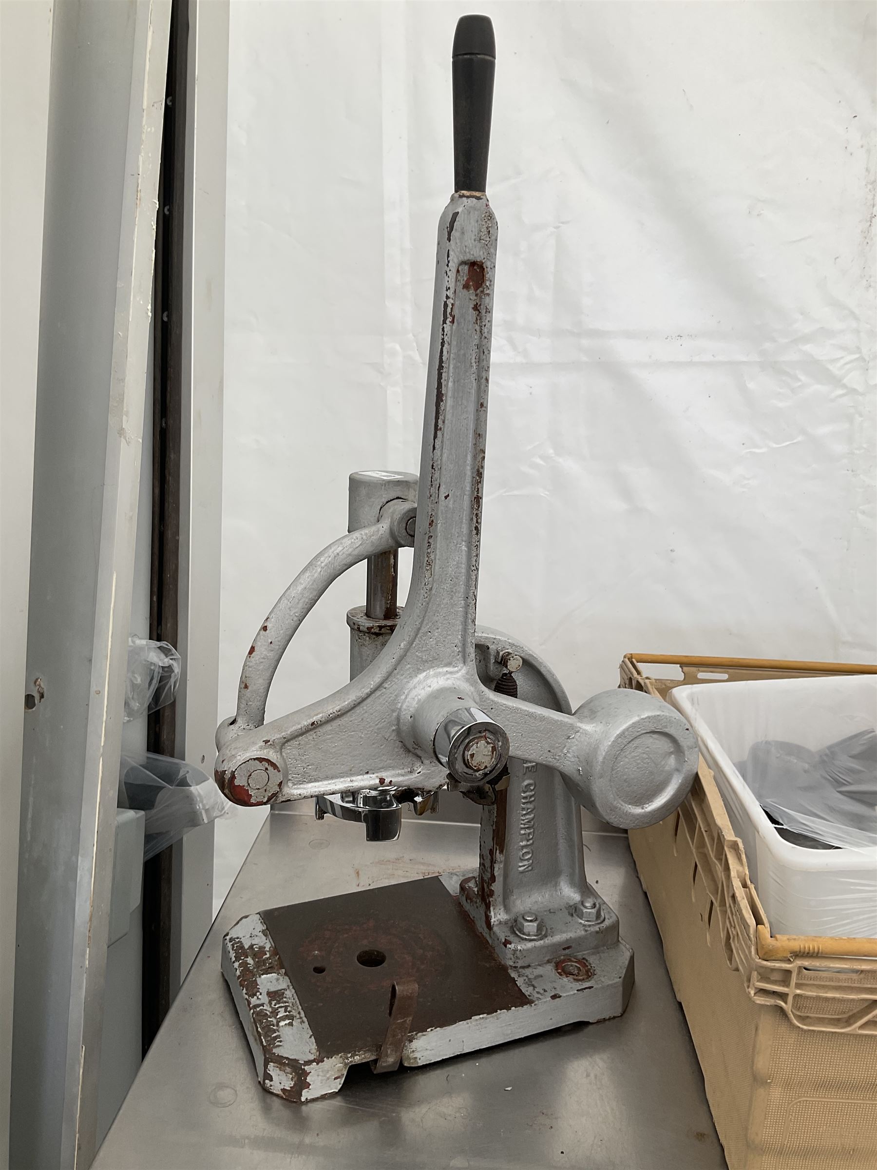 John Hunt Champion Little - cast iron pie press - THIS LOT IS TO BE ...