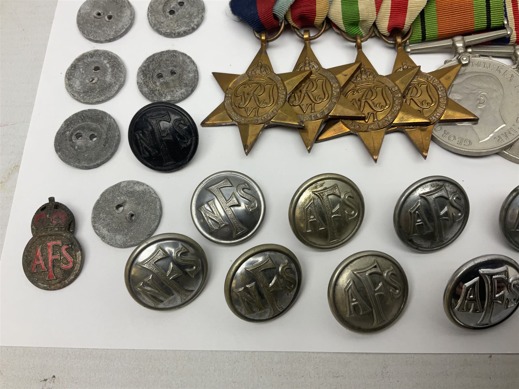 WW2 group of eight medals comprising 1939-1945 War Medal | Militaria ...