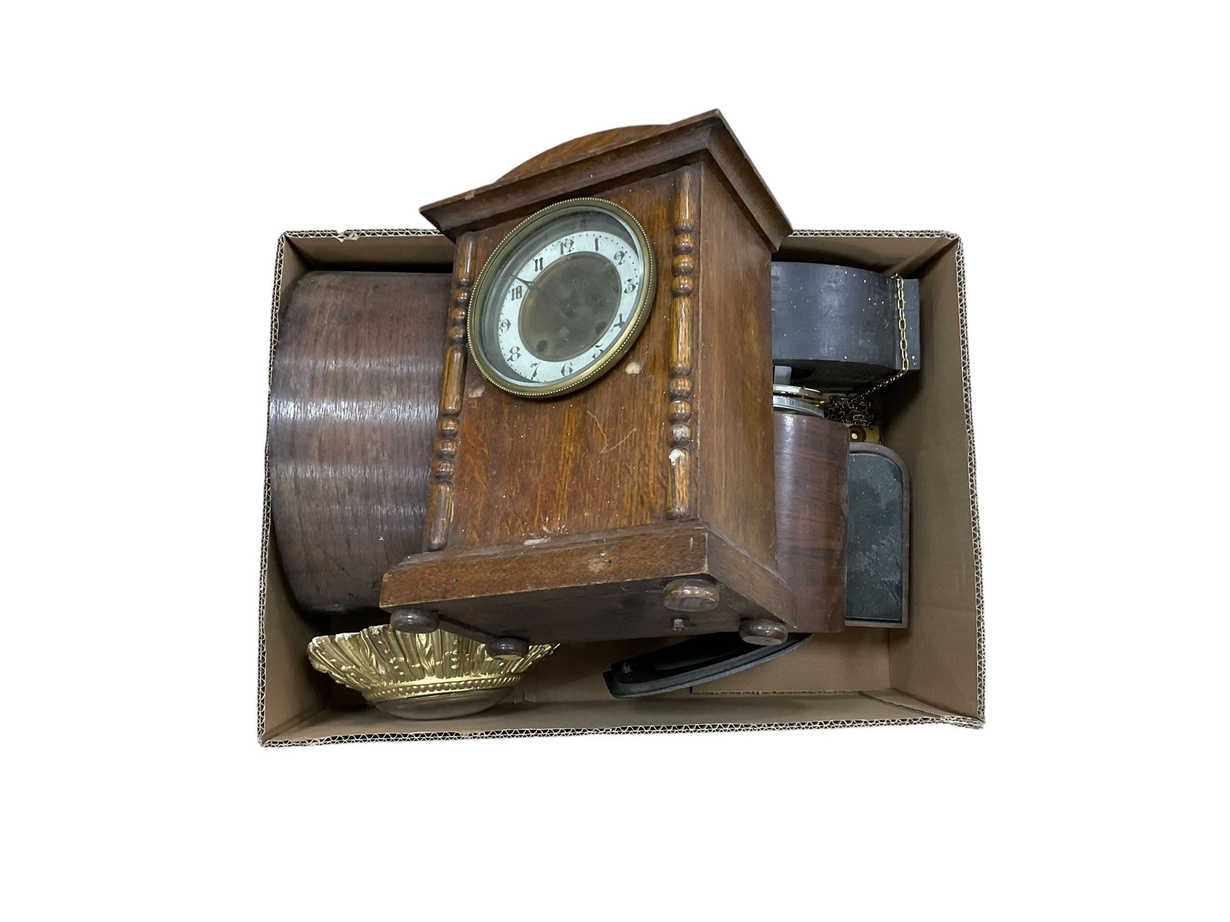 Four 20th century mantle clocks and a quartz wall clock - 26/07/2024