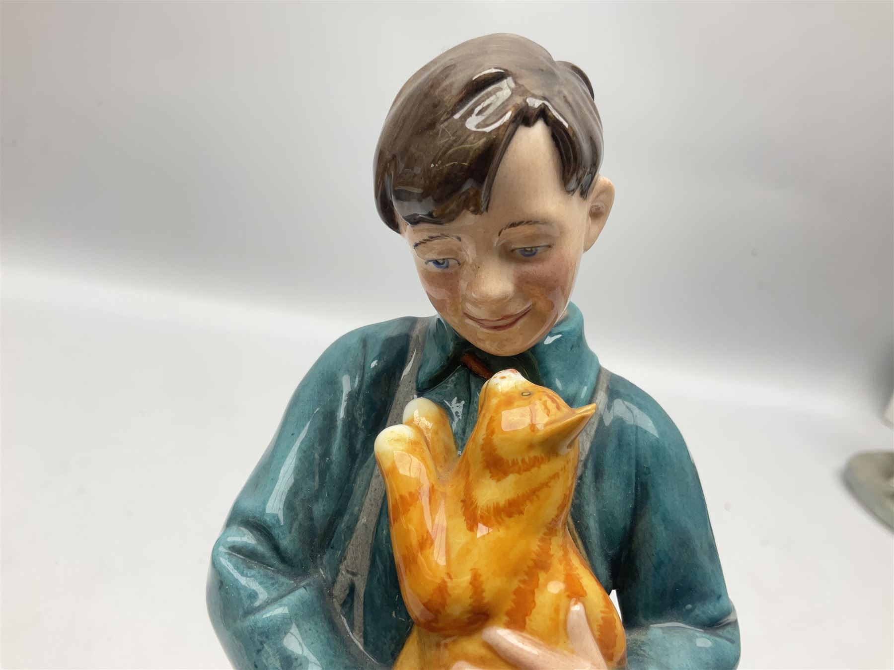 Royal Doulton figure, Welcome Home HN3299, modelled by Adrian Hughes ...