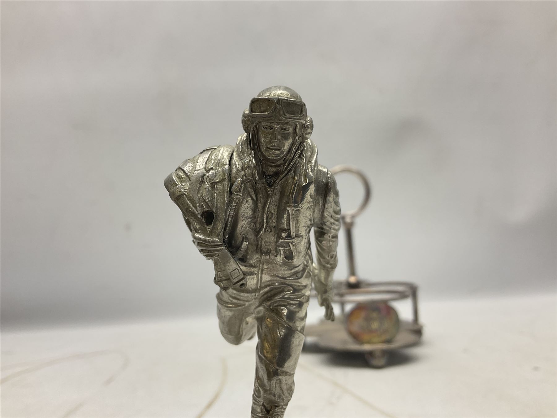 Walker & Hall silver plated RAF mess cruet frame H16 | Militaria | 64794