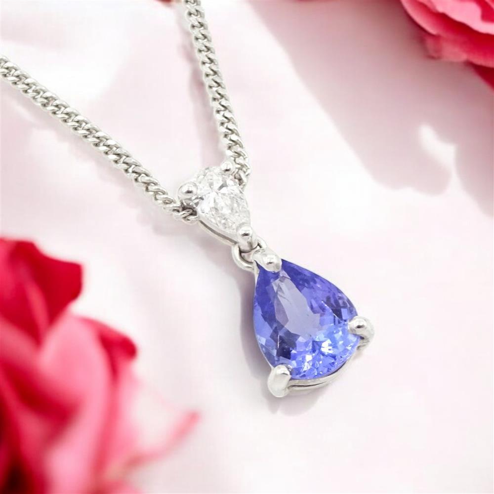 Featured: Stunning Jewellery at Auction this February | David Duggleby